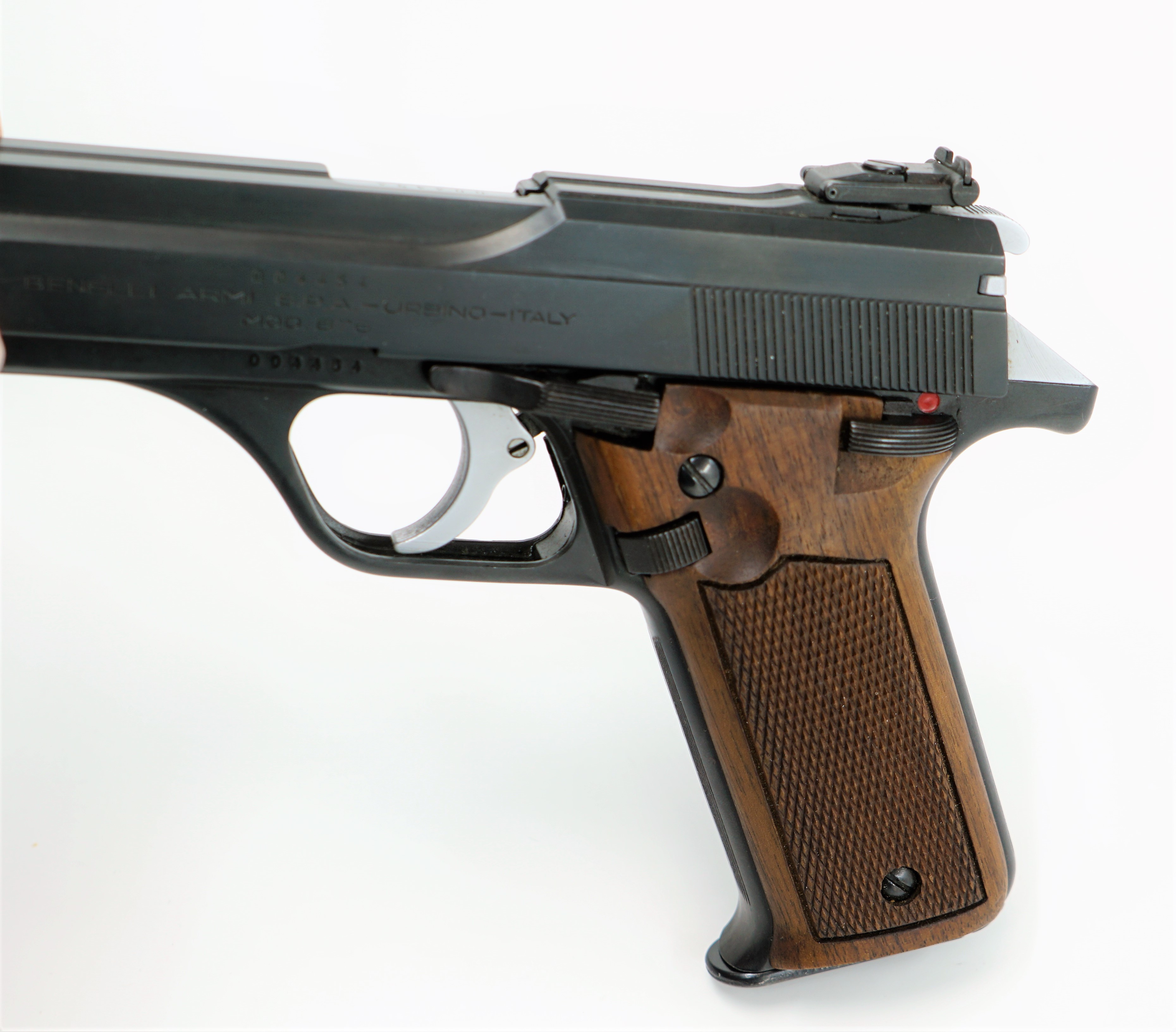 Benelli B76 9mm pistooli käytetty MT - Olkkonen.fi