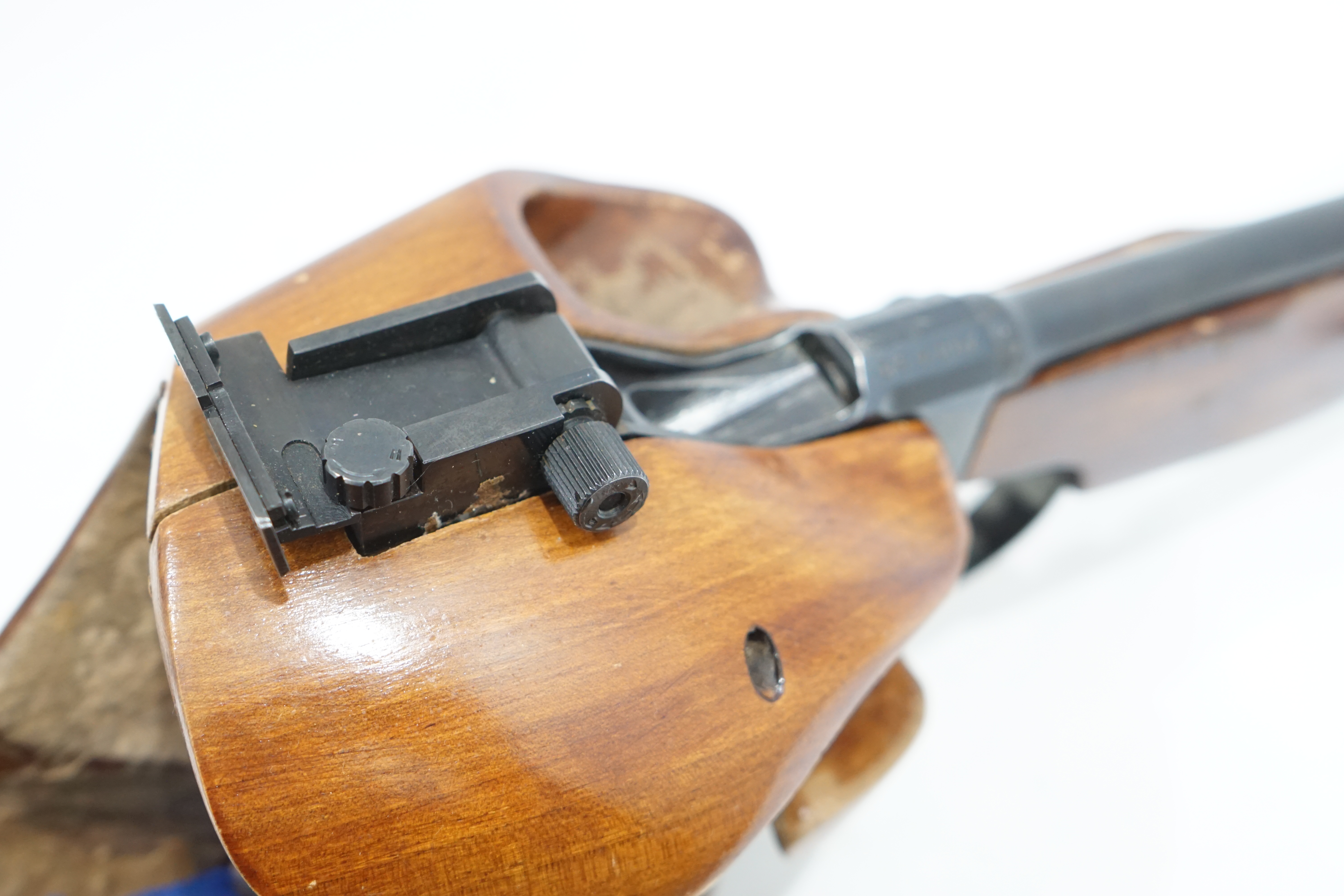 Toz-35 .22 lr vapaapistooli käytetty - Olkkonen.fi